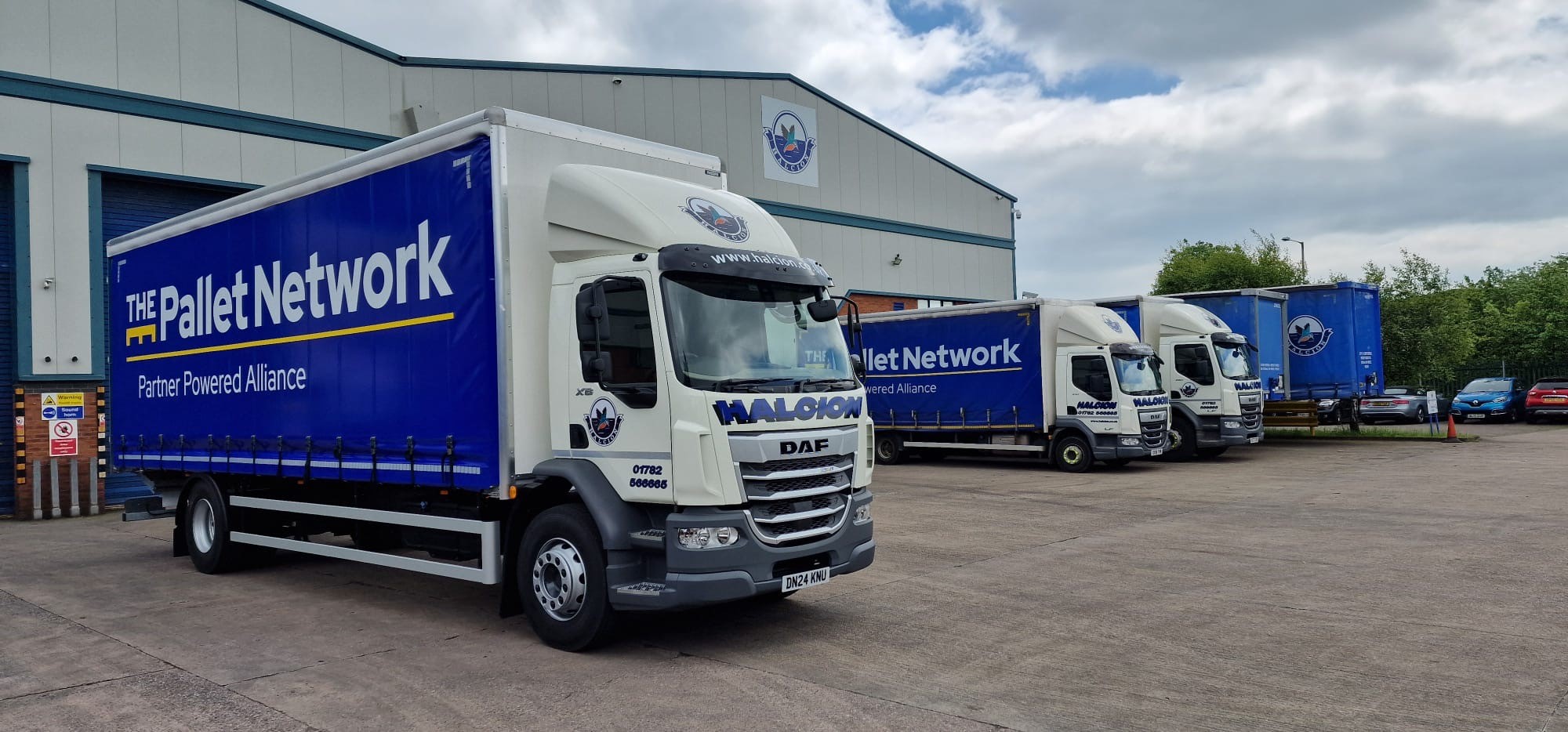 Halcion welcomes new DAF 18 tonner addition to its fleet | Halcion Express