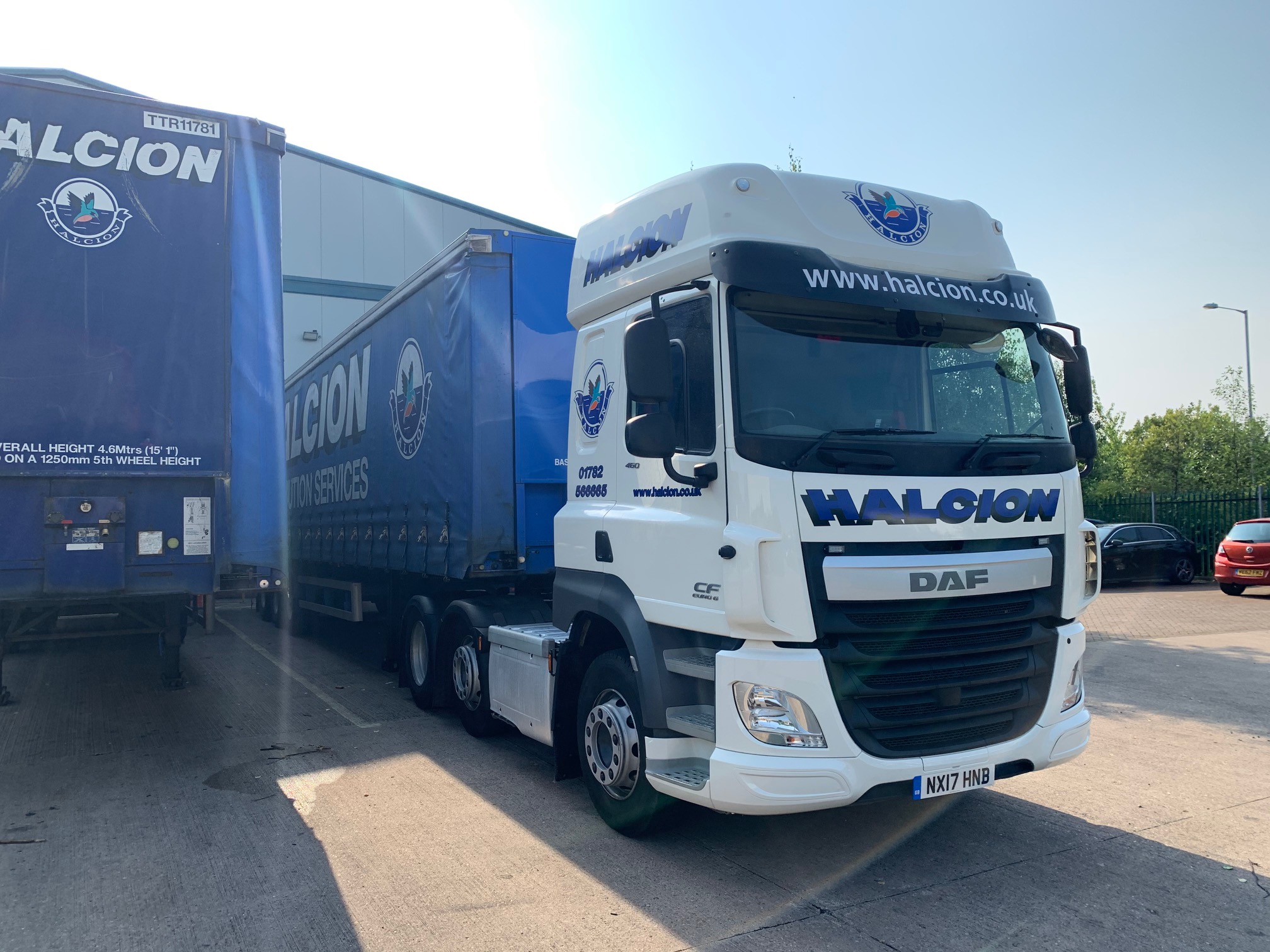 Halcion Express takes delivery of DAF CF460 from Motus Commercials ...